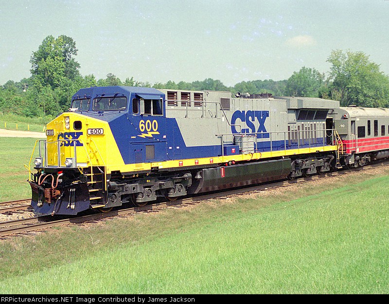 CSX 600